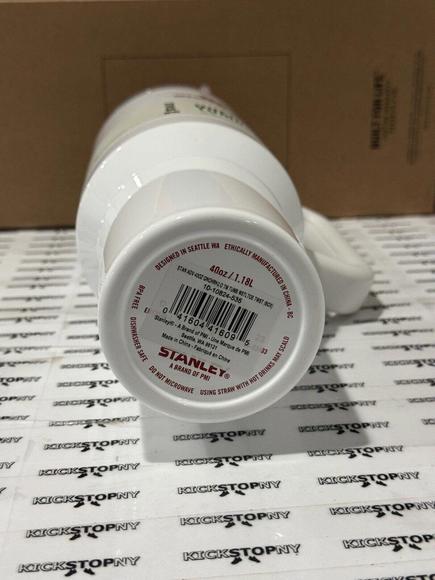 Stanley | Kitchen | Limited Edition Stanley Mistletoe Twist Quencher H2 ...